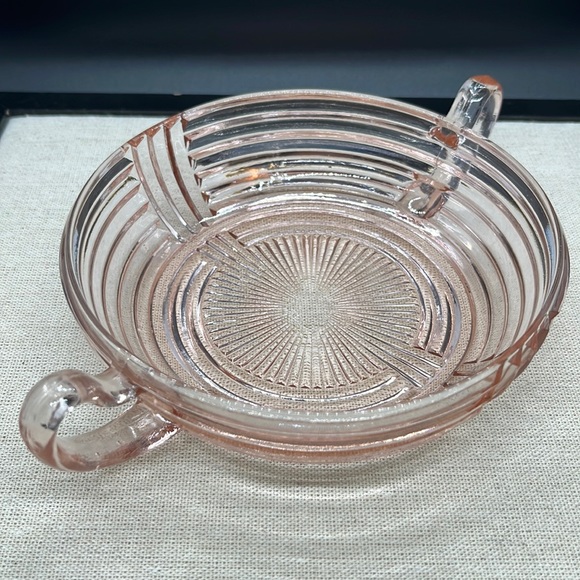 Anchor Hocking | Dining | Vintage Anchor Hocking Pink Handled Nappy ...